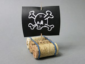 Boot aus Korken basteln | kreativraum24